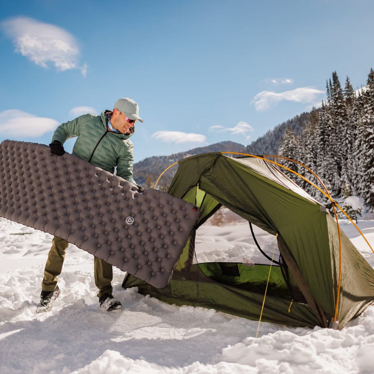 How to Properly Inflate Your Backpacking Air Mattress (and Why It Matt ...